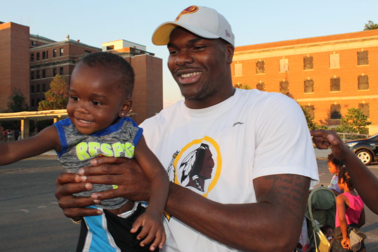 Vontae Diggs Inspires Homeless Children - Athletes for Hope