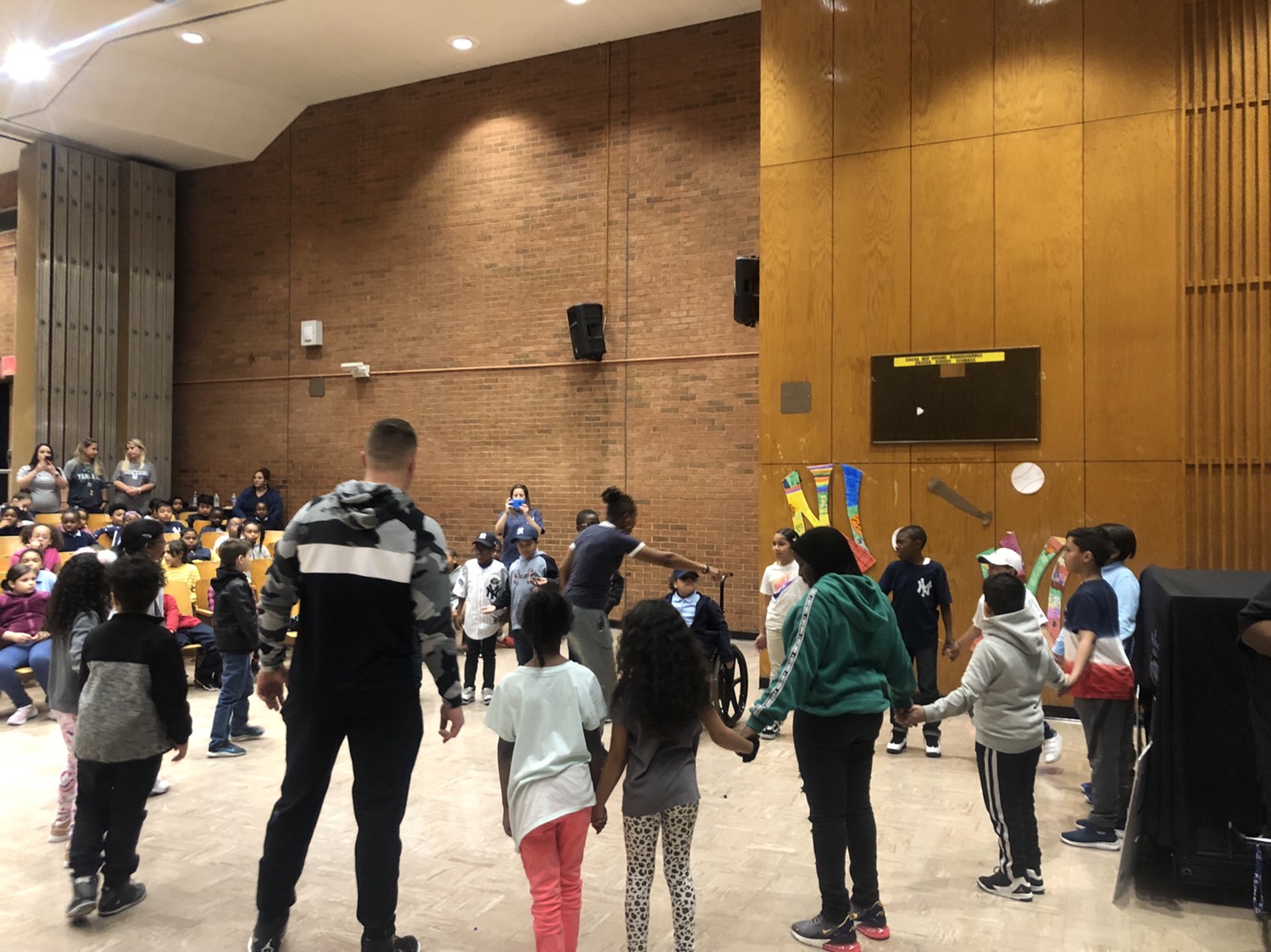 Yankees' Player Luke Voit Helps Kids Get Active - Athletes for Hope